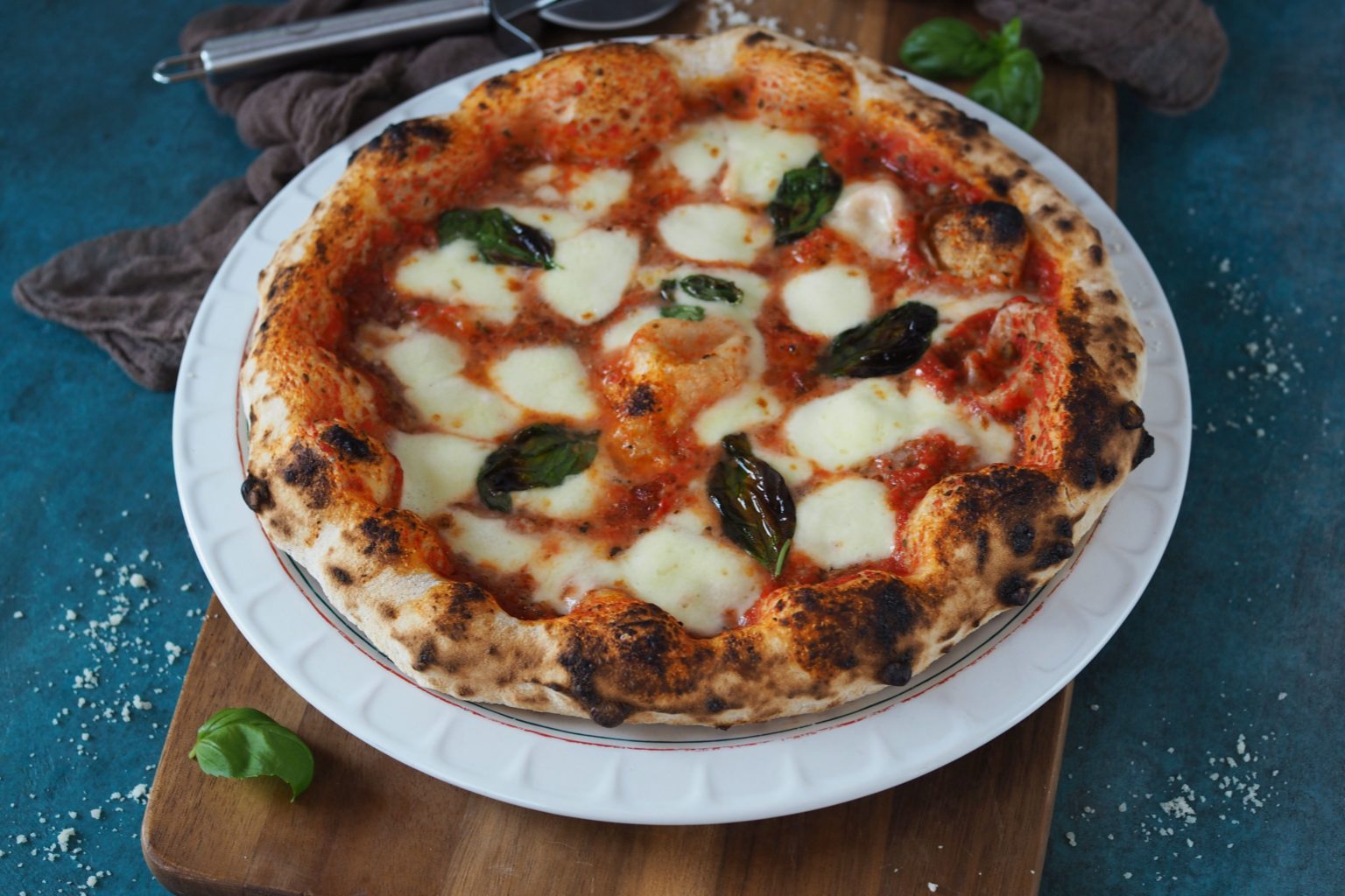 Das A und O einer guten Pizza: Pizzateig - Wiewowasistgut